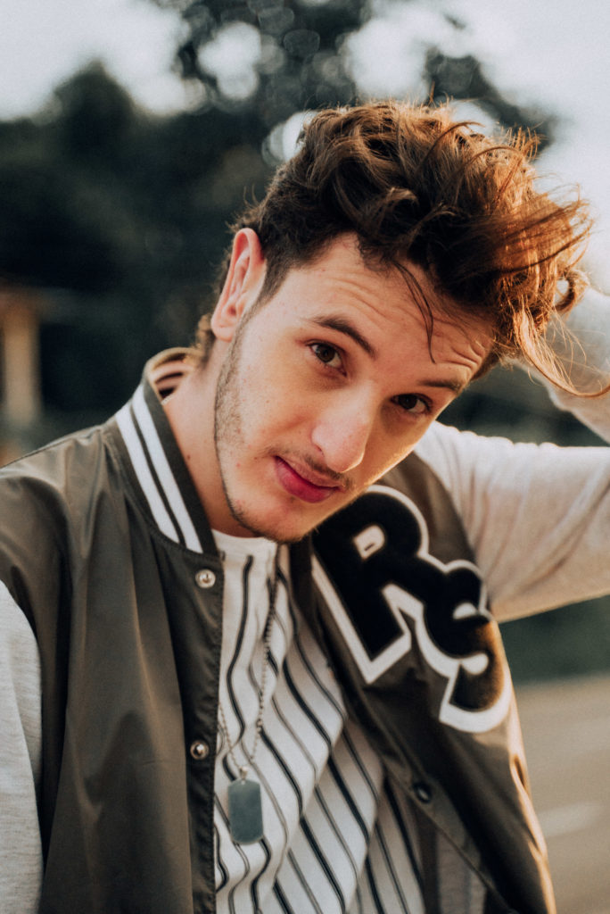 Víctor Cárdenas, el DJ colombiano que contagió la guaracha a nivel ...